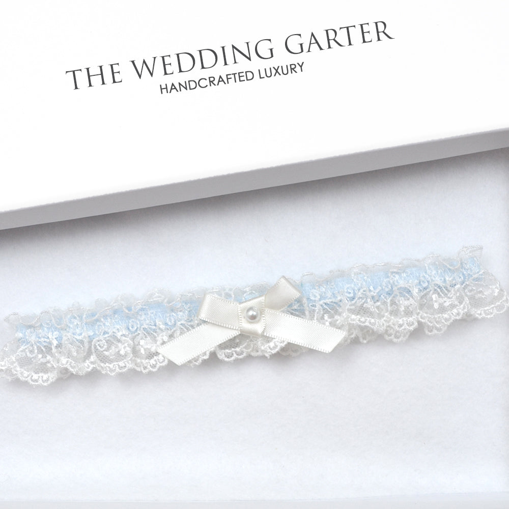 Teresa Thin Ivory Vintage Lace Toss Garter – The Wedding Garter